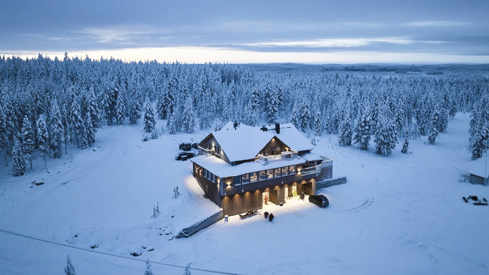 About us | Where wilderness meets comfort | Otava Lodge – Arctra